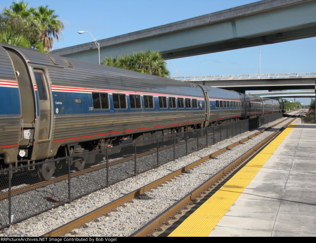 train 98 Silver Meteor